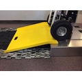 Magcoa Yellow Aluminum Curb Ramp, 27x27", 750l AAR-2-2727 SY | Zoro