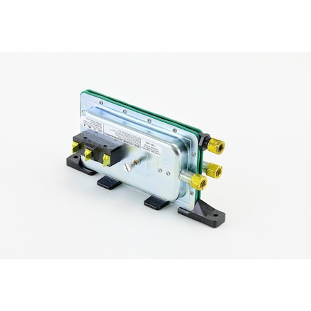 Cleveland Controls Dual Switch Air Flow Switch DDP-106-256 | Zoro