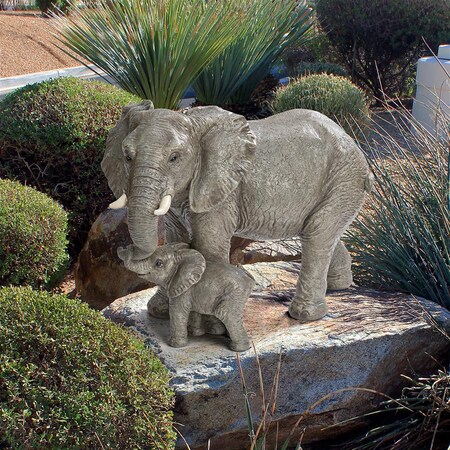Design Toscano Herd Mentality Mother and Calf Elephant Statue QM3160800 ...