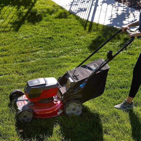 Toro Toro Recycler 21 in. 60 V Battery Self-Propelled Lawn Mower Kit ...