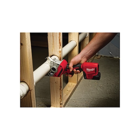 MILWAUKEE M12 Plastic Pipe Shear (2470-20) | Zoro