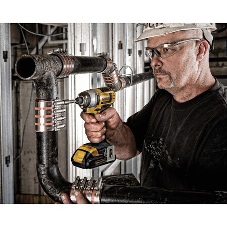 Dewalt 20V 1.5Ah 1/4In Cordless Impact Driver DCF885C1 | Zoro