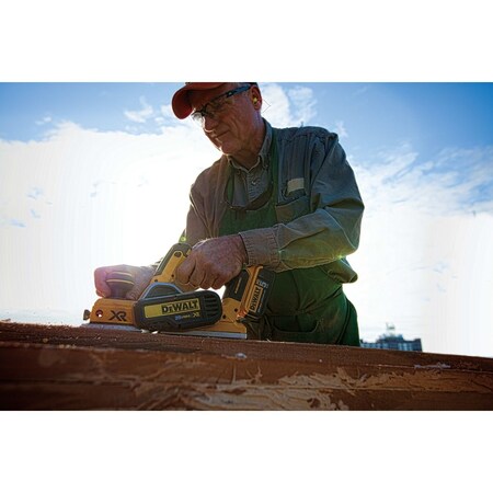 Dewalt 20V MAX* XR(R) Brushless Cordless Planer (Tool Only) DCP580B | Zoro