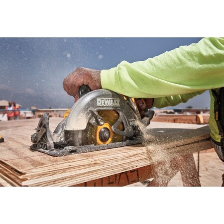 Dewalt 60V 7-1/4In Cordless Worm Drive Circular Saw DCS577B | Zoro