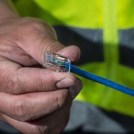 Klein Tools Pass-Thru™ Modular Data Plugs, CAT6, 200-Pack VDV826-763 | Zoro