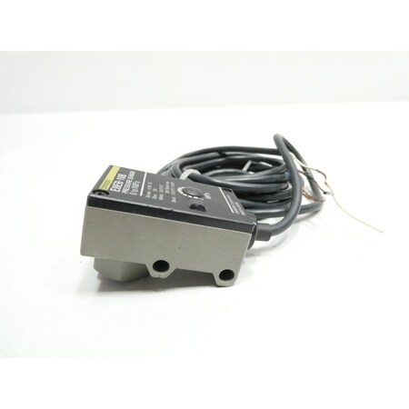 Omron 0-1MPA 24V-DC PRESSURE SENSOR E8EB-10B | Zoro