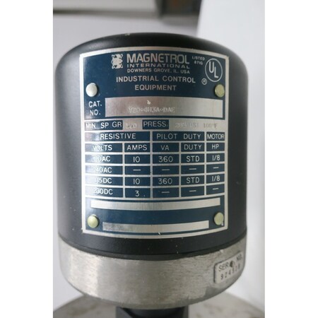 Magnetrol 120240VAc Float Switch T20-4H3A-DAE | Zoro