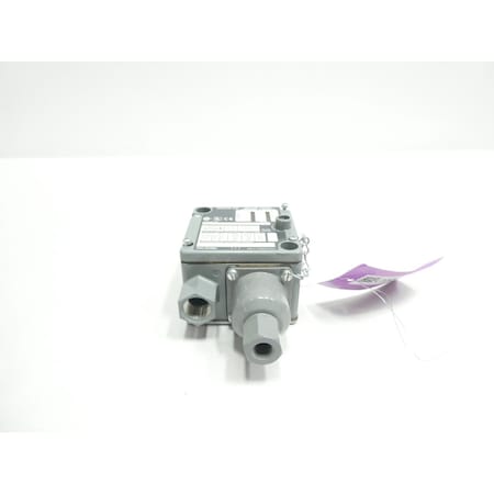 Allen Bradley 1/4In 12-150Psi 120-600V-Ac 115-600V-Dc Pressure Switch ...