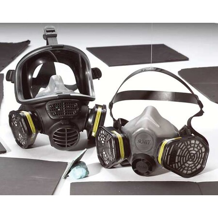 3M Scott Scott Xcel™ Half Mask Respirator, S/M 7421-112 | Zoro