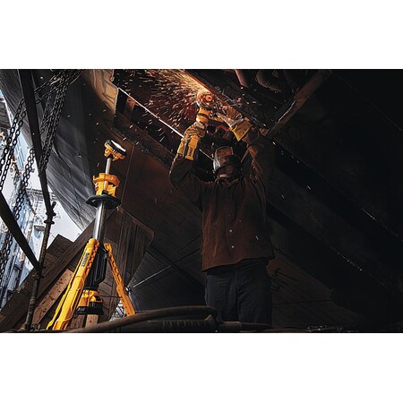 Dewalt Job Site Light Kit, 20V, LED, 3000 Lumens DCL079R1 | Zoro