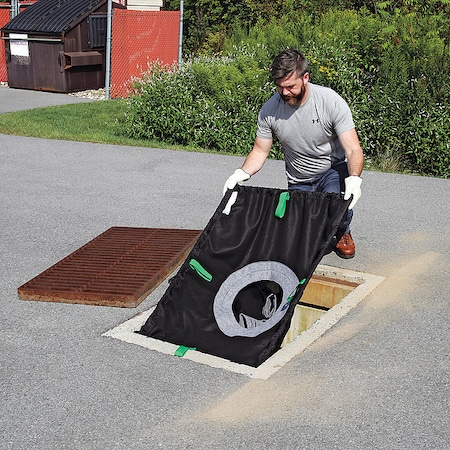 Pig Storm Drain Filter, 23" L x 35" W x 20" H FLT007 | Zoro