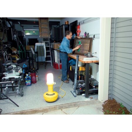 Wobble Light Temp Job Site Light, 120V, 400W, 40,000L 111104PS | Zoro