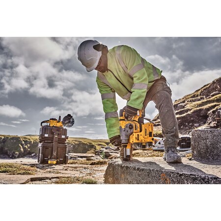 Dewalt 20V MAX* XR(R) Brushless 1-1/8 in. L-Shape SDS PLUS Rotary ...