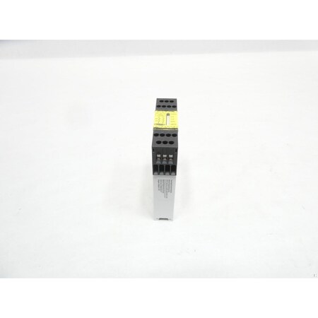 Banner DUO-TOUCH TWO HAND CONTROL 24V-AC 24V-DC SAFETY RELAY AT-FM-10K ...