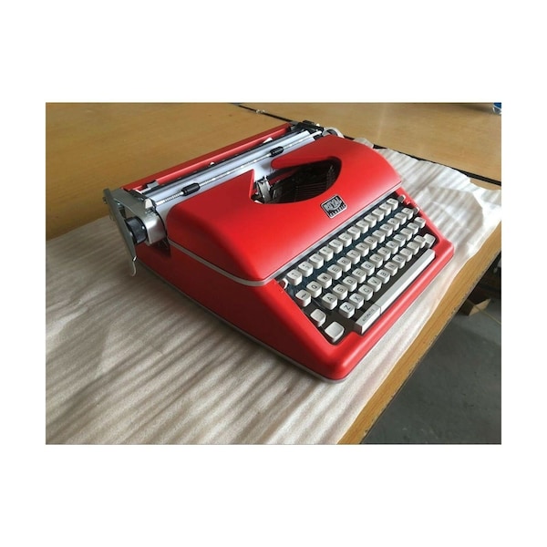 Adler Royal 79120q Classic Manual Typewriter (red) 79120Q | Zoro