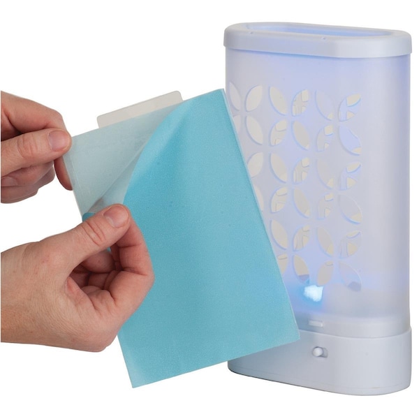 Atlantic Paste & Glue Co LUMA Flying Insect Trap 945F | Zoro