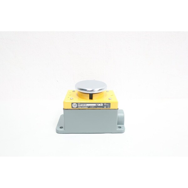 Allen Bradley Palm Operated Pushbutton 800P-S2C1A | Zoro
