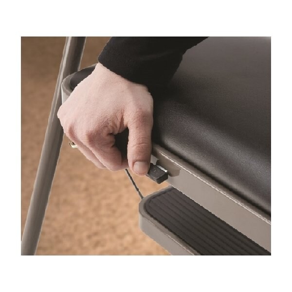 Tricam Industries Tricam HB2PS-TV Step Stool, 34 in H, 2-Step, 200 lb ...