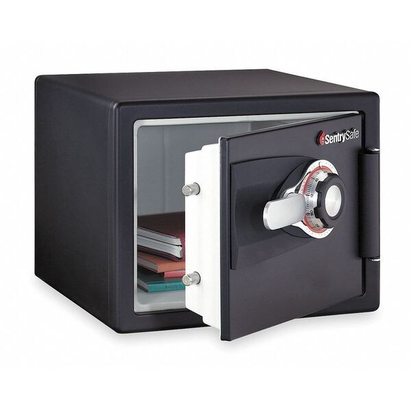 Sentry Safe Commercial Fire Safe, with Combination 77 lb, Black, Steel ...