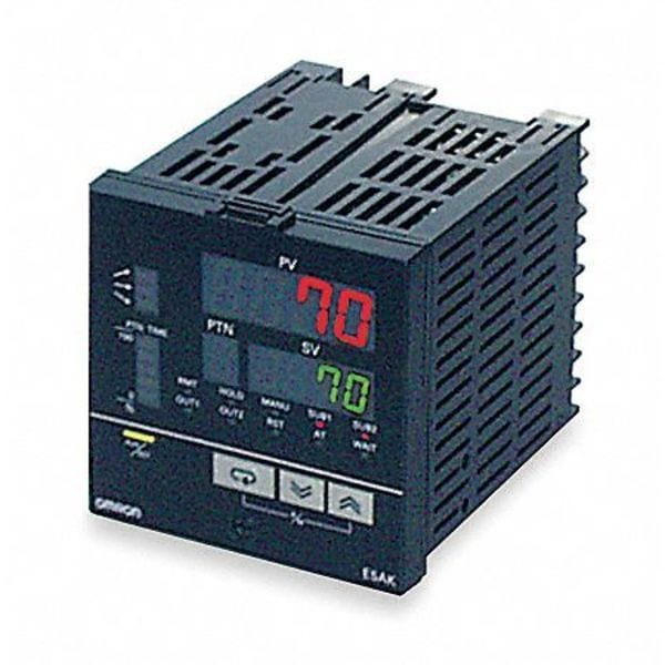 Omron Process Controller E5AK-AA2-500 | Zoro